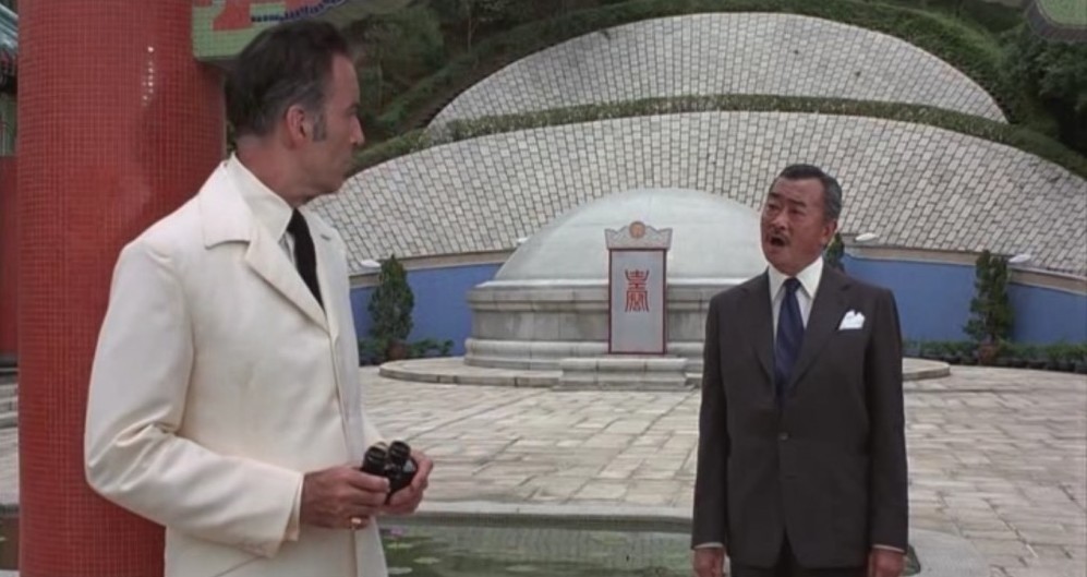 Yuen Qiu Man With The Golden Gun